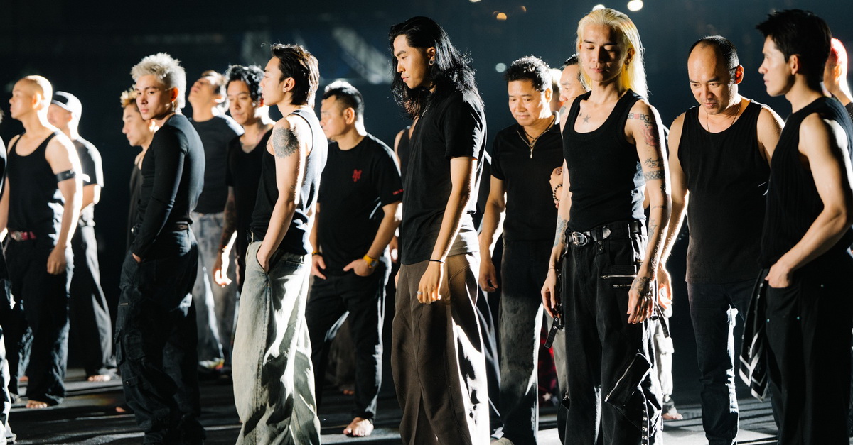 Mưa Lửa: Mùa Hè Vẫn Cháy Cùng Anh Trai Vượt Ngàn Chông Gai Movie